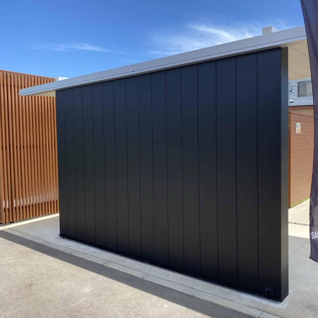 【施工事例】ついに展示場に設置！「三協アルミ カーポートFⅡ」 | スタッフblog | Nissho